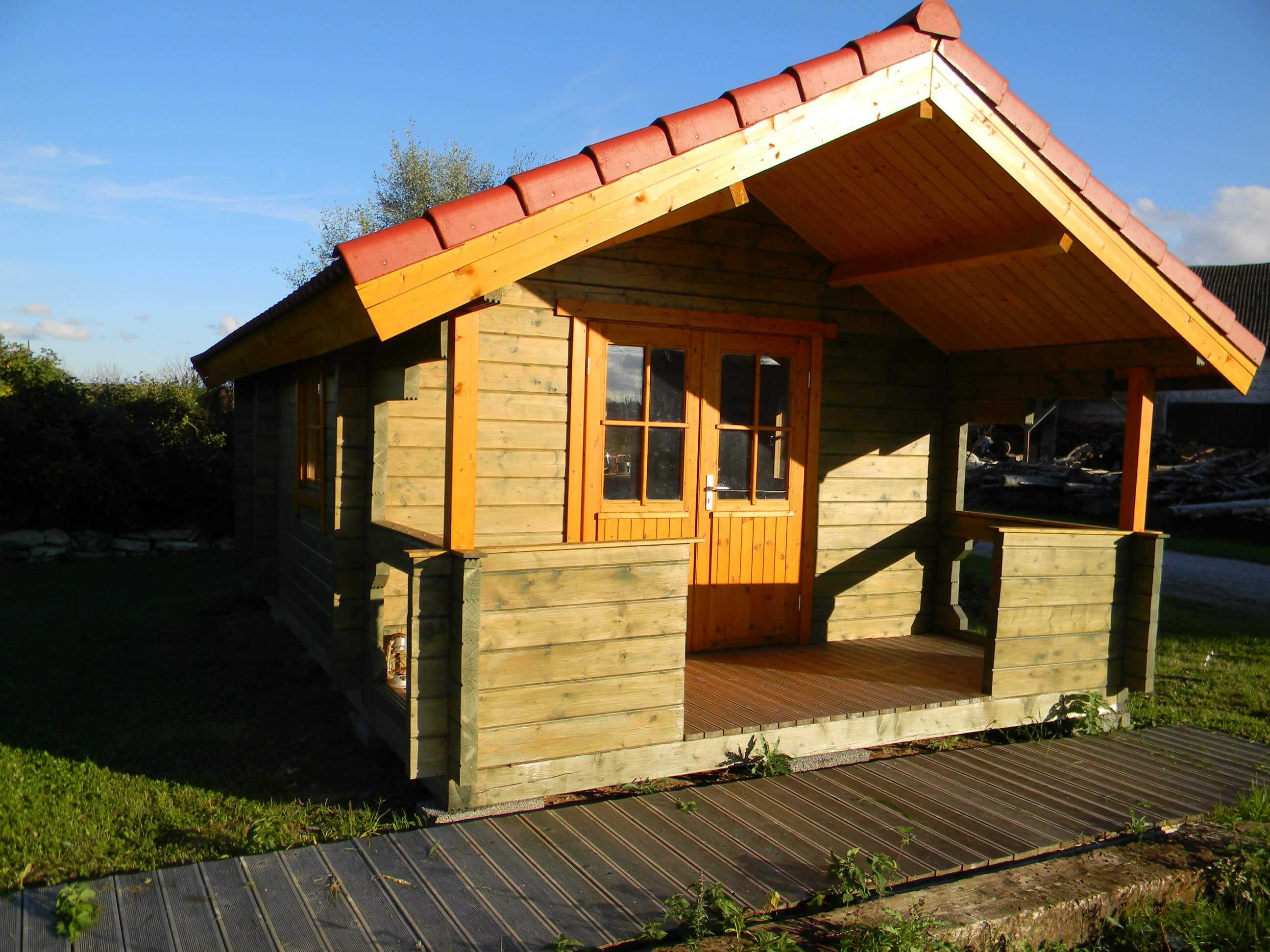 Perfect Summerhouse Getaway: Your Garden Retreat | Northern Log Cabins