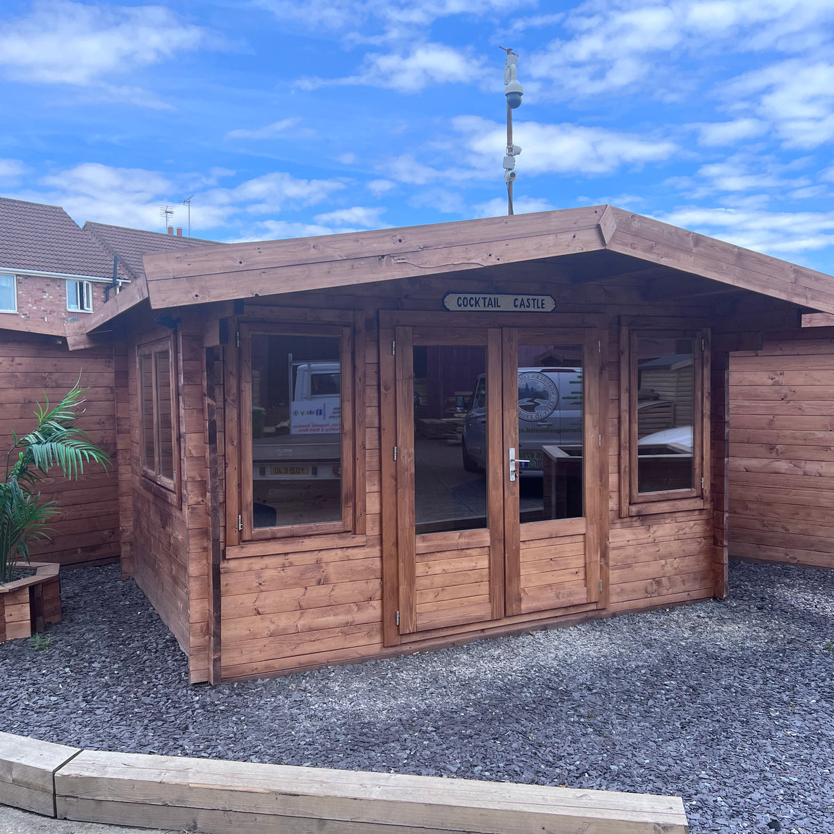 Log Cabin Bar & Pub – Northern Log Cabins