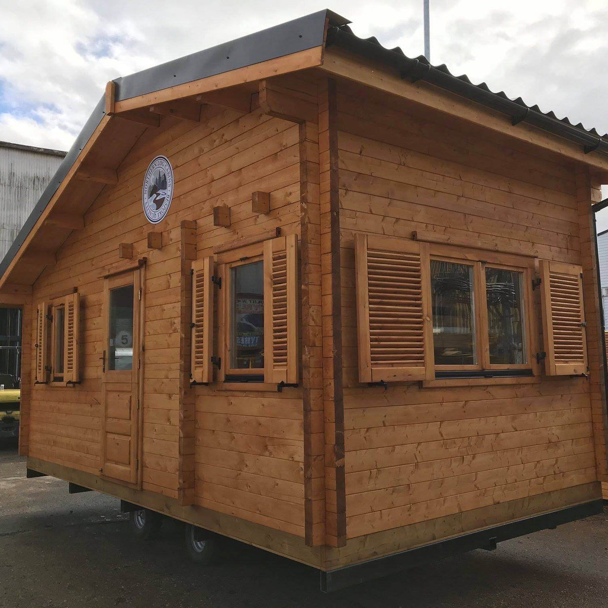 Log Camper – Northern Log Cabins